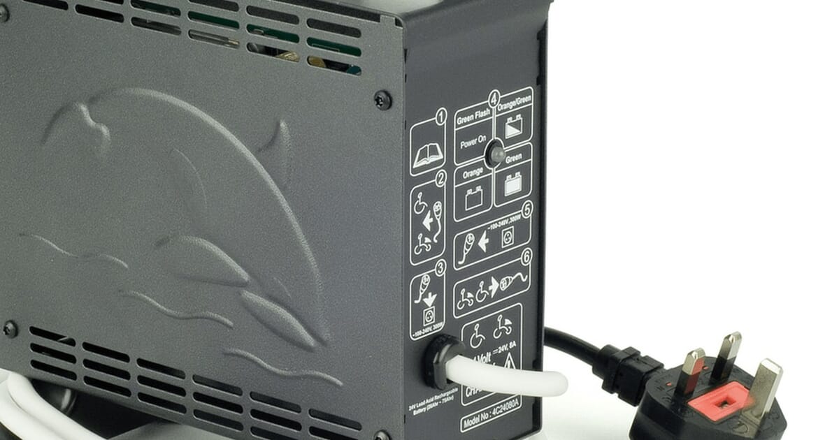 Strident 24V 8Amp CTE Solid State Charger - Complete Care Shop